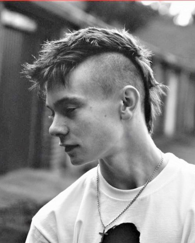 Descubra o corte de cabelo masculino moicano que está dominando as tendências de estilo - Kioshi ...